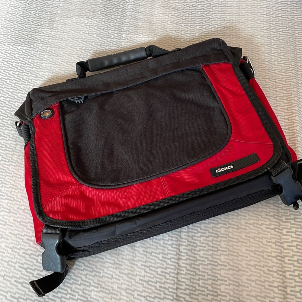 Ogio Messenger Briefcase Laptop Jack Pack Red Black - Gem